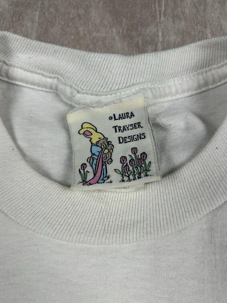 Vintage Laura Trayser Designs T-shirt Bunny Rabbit Plant Tree Love Men ...