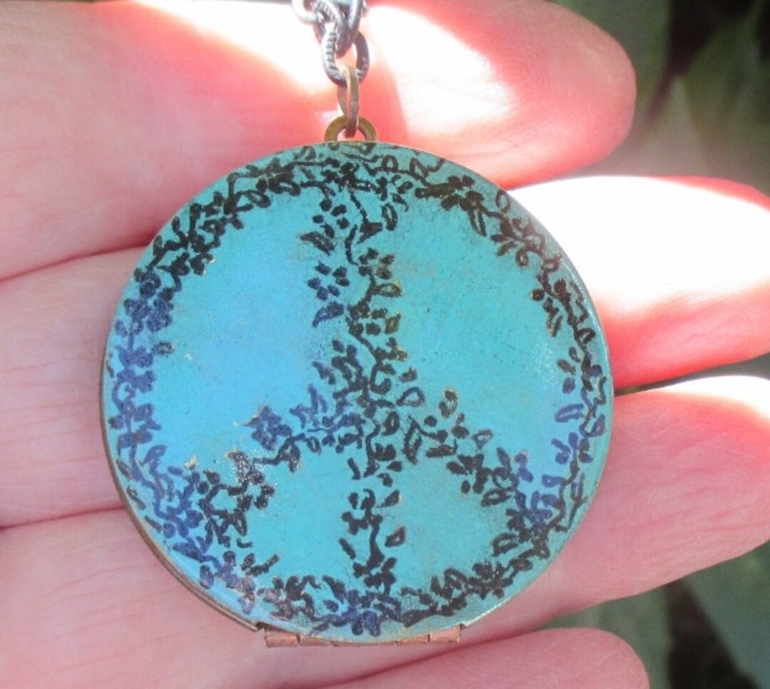 Engraved Verdigris Floral Peace Sign Art Locket on Copper Chain - Etsy