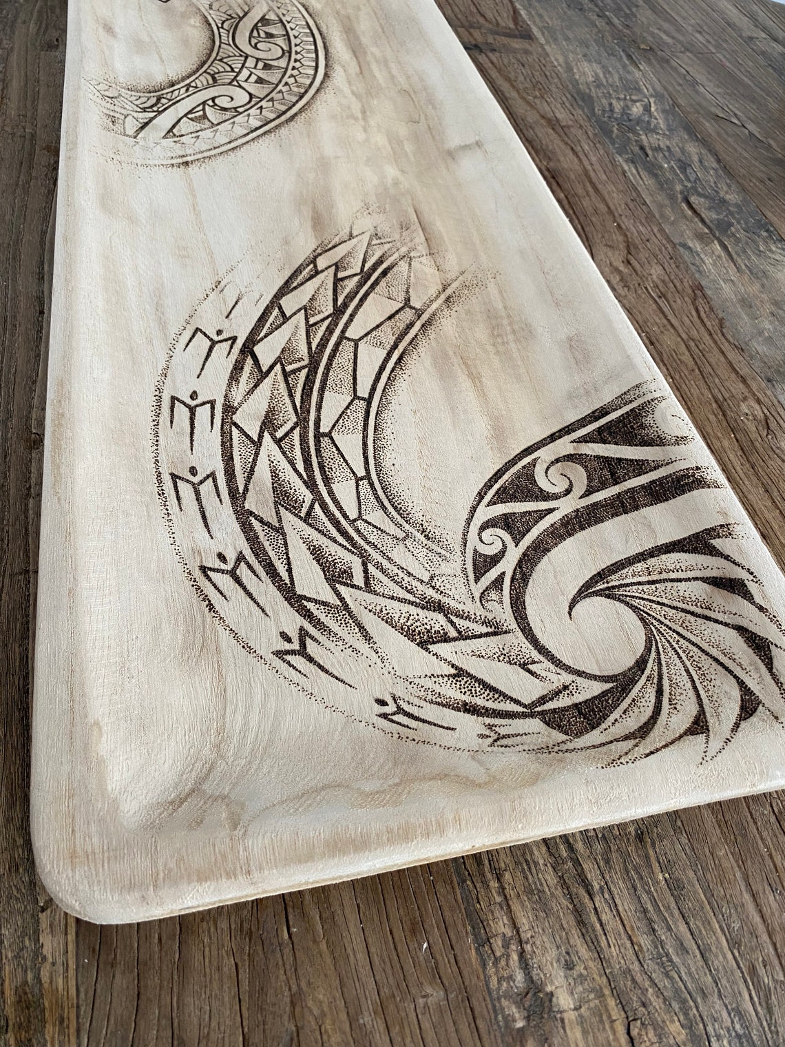 Ingoa Art Houten Schaal Met Ingebrand Polynesisch Maori/hawaii Design ...