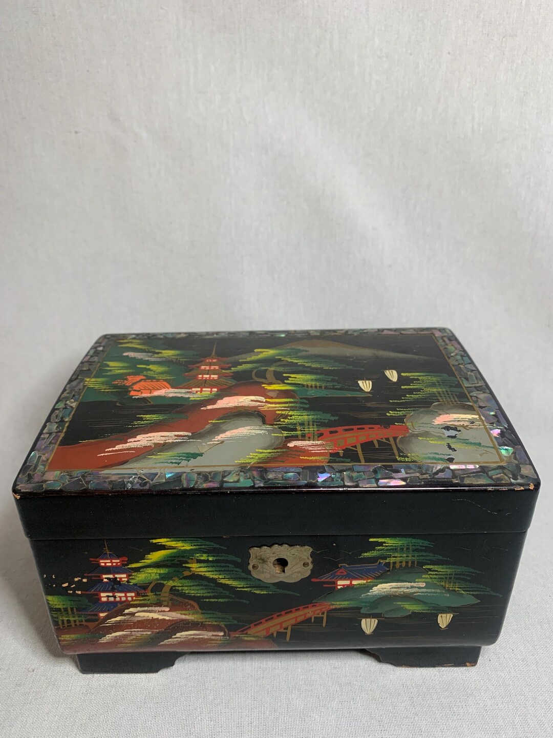 Mid Century Handmade Japanese Black Laquer & Abalone Inlay Mt Fuji ...