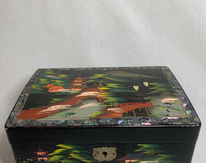 Mid Century Handmade Japanese Black Laquer & Abalone Inlay Mt Fuji ...