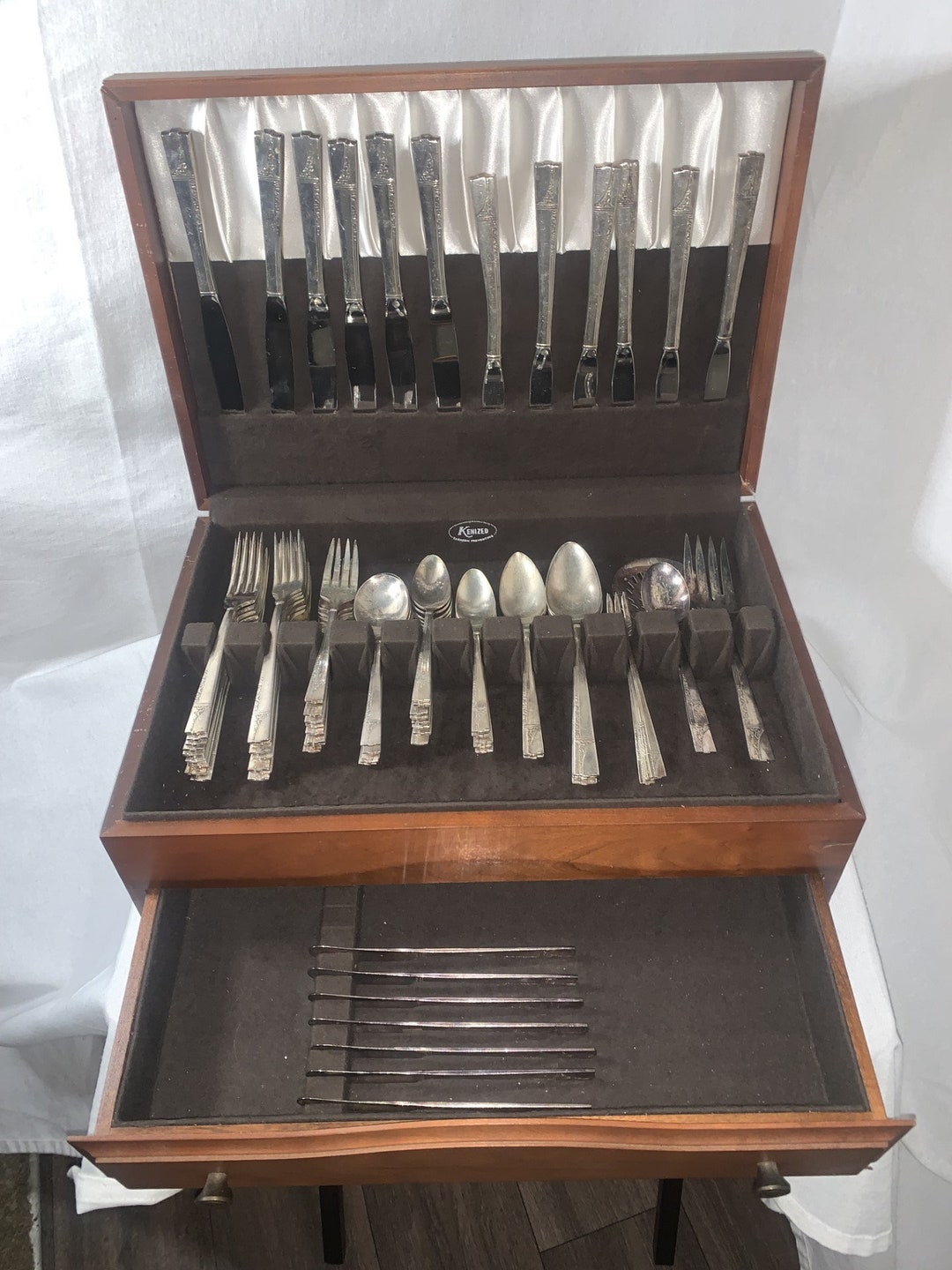 Art Deco Circa 1937 Nobility Plate Flatware Set With Display Case. 77pc ...