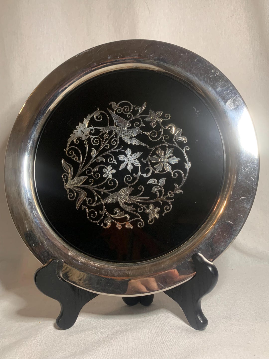 Vintage Oneida Round Silverplate Serving Tray With Black Bakelite Inlay ...