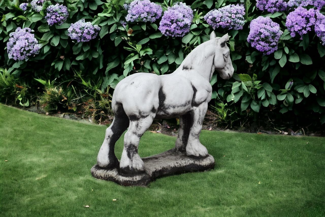Large Horse Statue, Massive Horse, Farmhouse Animal Sculpture, Garden ...