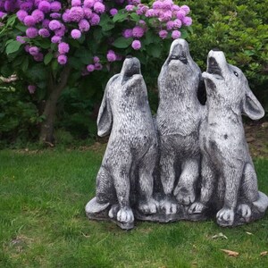 Sitting Wolves Statue, Three Wolves Figure, Wild Wolf Sculpture ...