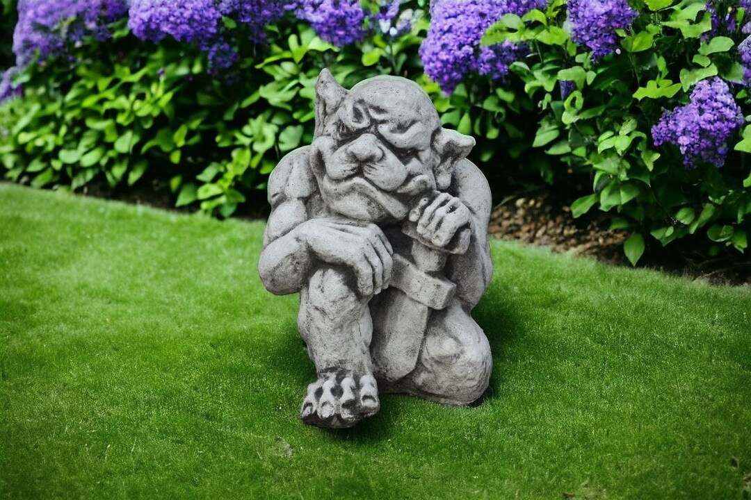 Sitting Gargoyle Sculpture, Gothic Style Statue, Guardian Gargoyle ...