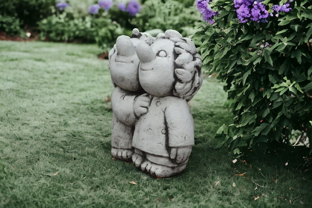Two Trolls Statue, Hugging Trolls Figure, Fairy Garden Art, Outdoor ...