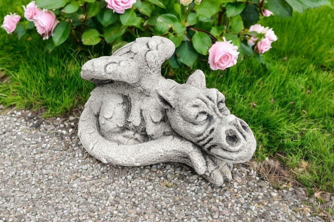 Yard Dragon Figure Dragon Fantasy Sculpture Concrete Fantastic Animal ...