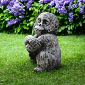 Concrete Monkey Statue, Sitting Monkey, Baby Monkey Figure, Garden ...