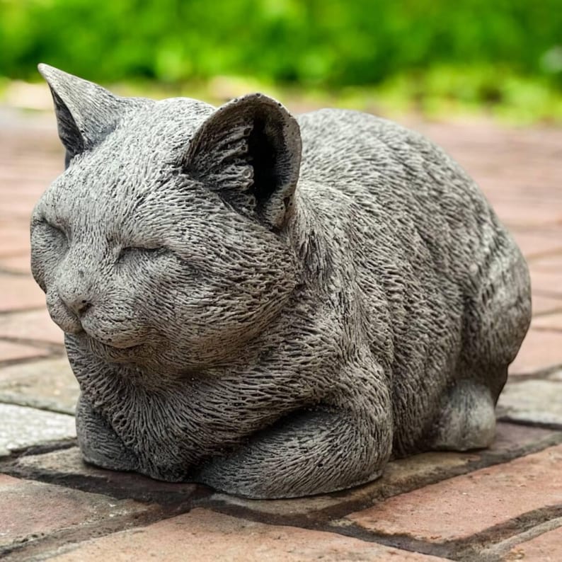 Concrete Crouching Cat Backyard Cat Figurine Garden Kitten Ornament ...