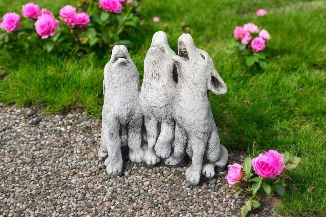 Garden Howling Wolves Forest Animals Figure Wolves Outdoor Decoration ...