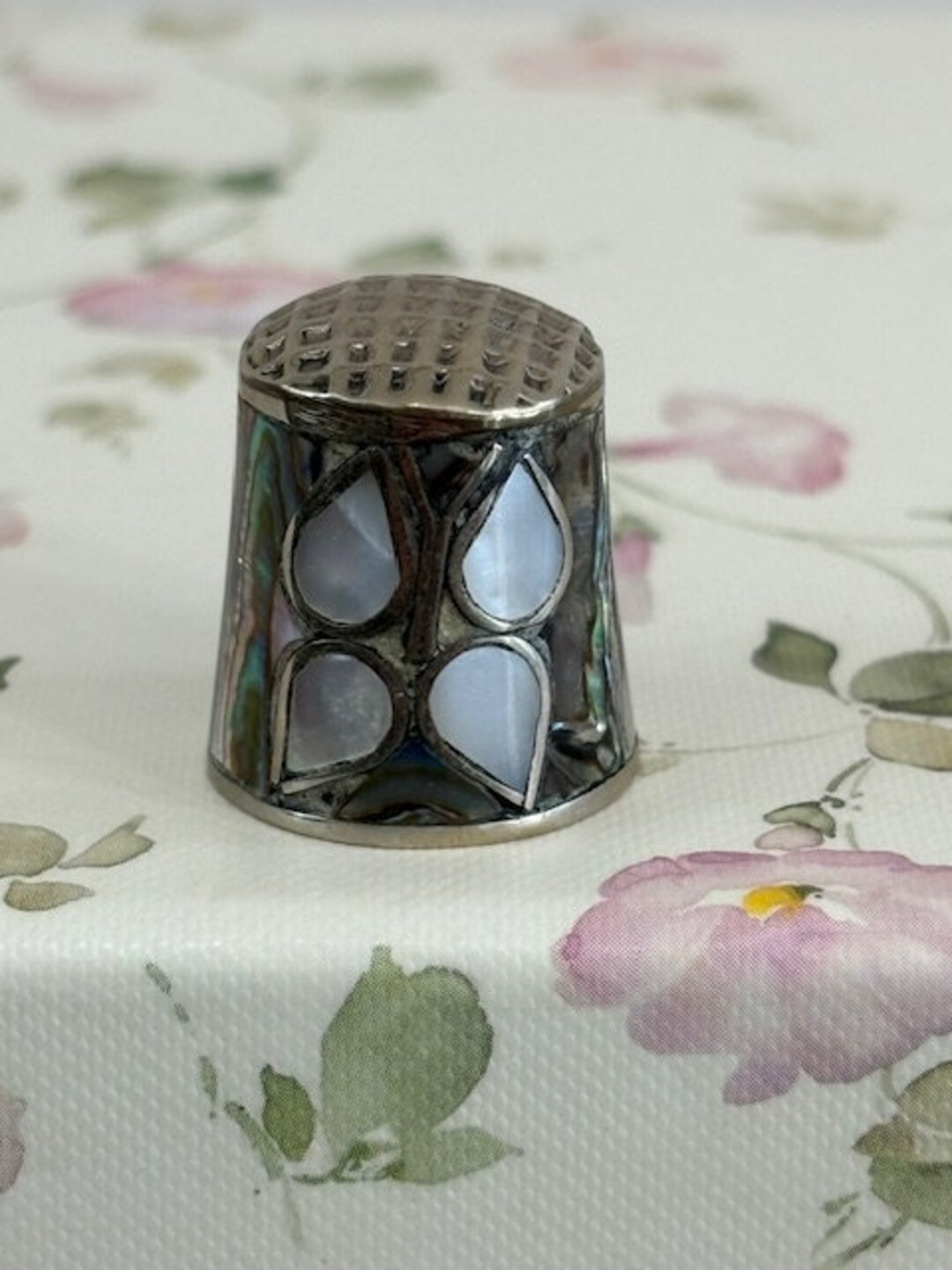 Vintage Silver Butterfly Thimble - Mother of Pearl & Silver Thimble Made in England - Vintage ...