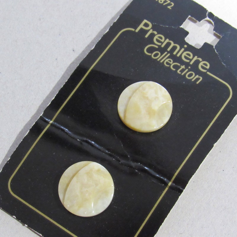 Retro Buttons - Etsy