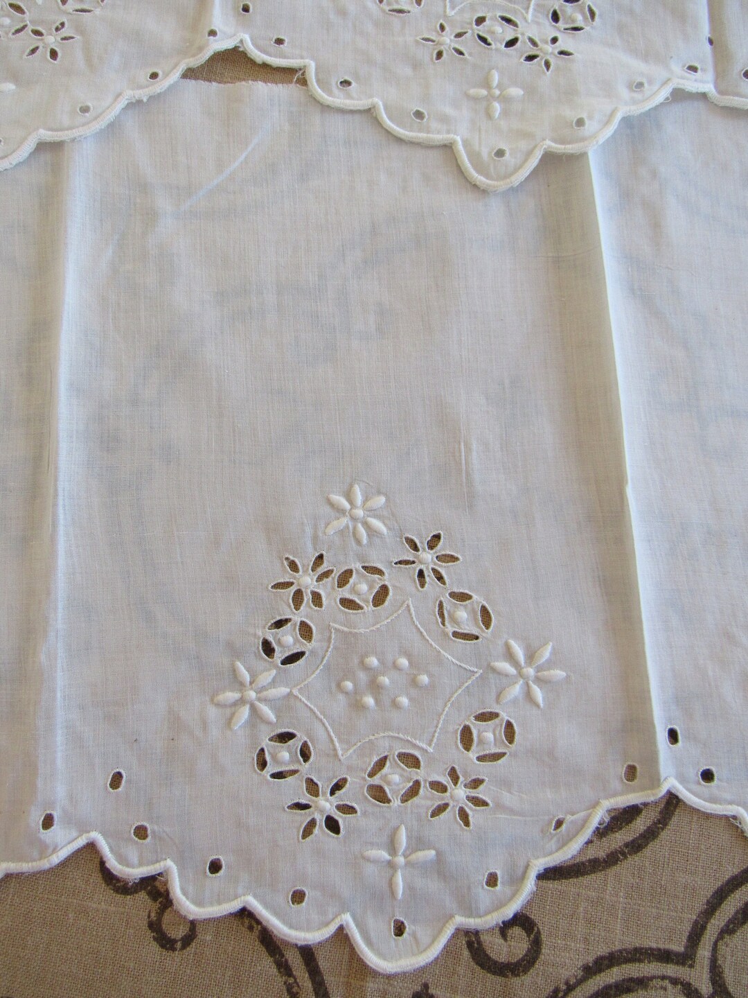 Estate Antique Valance Vintage 1920s or Shelf Edging White Embroidered ...