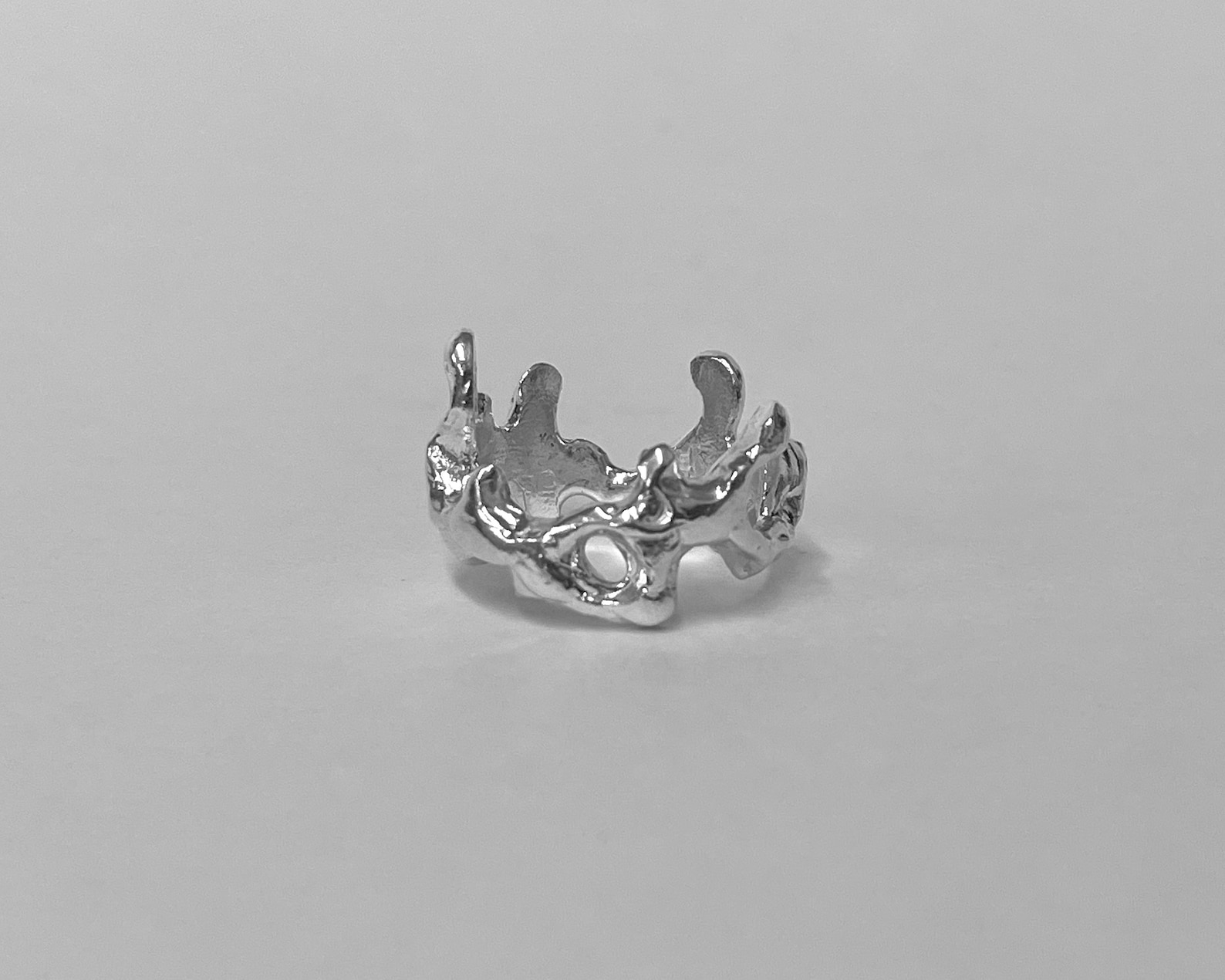 TENDRE METAL Sterling Silver render Os Ring - Etsy