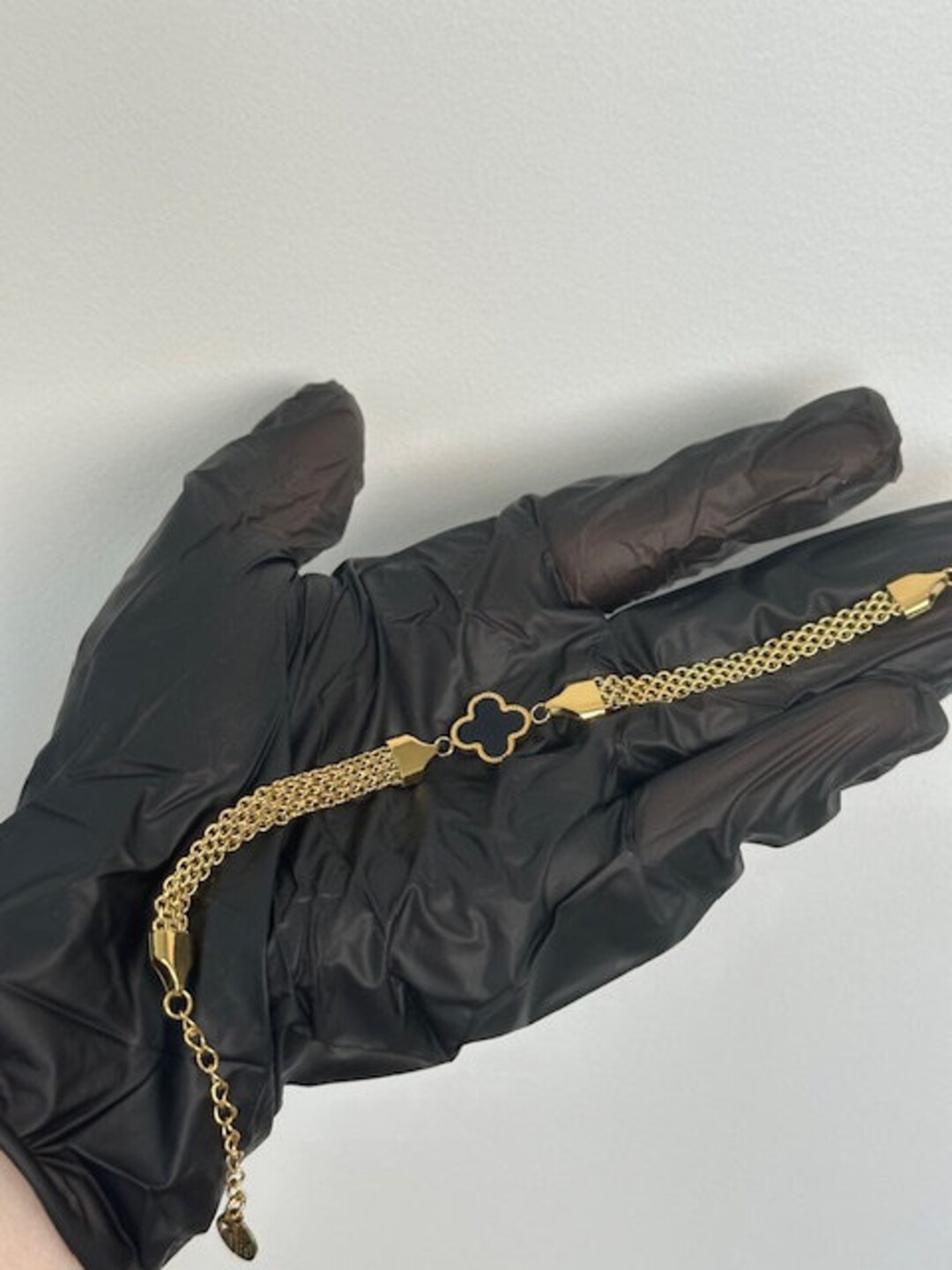 Gold and Black Clover Chain Bracelet - Etsy