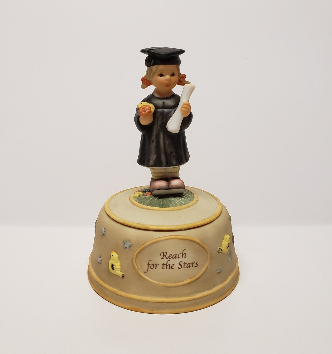 RARE Graduation Music Box Berta Hummel Goebel 2003 Ardleigh Elliott ...