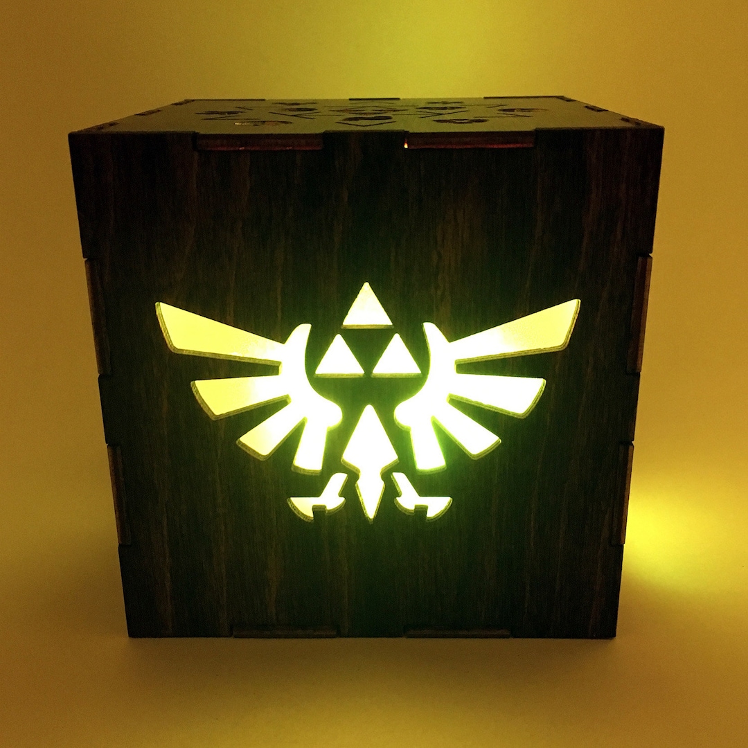 Legend of Zelda Triforce Color Changing LED Light Lantern, Eye of Truth ...