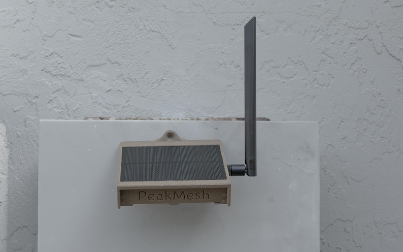 Peakmesh Micromag - Smallest Outdoor Meshtastic Node, Solar Powered ...