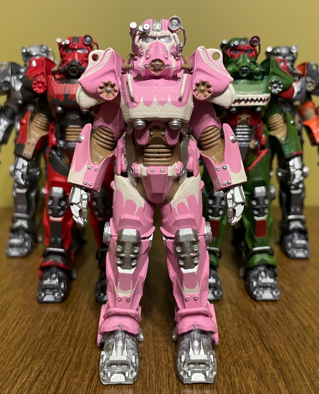 Fallout 4 T-60 Power Armor | Hot Rod Hot Pink Paint Job | Resin ...