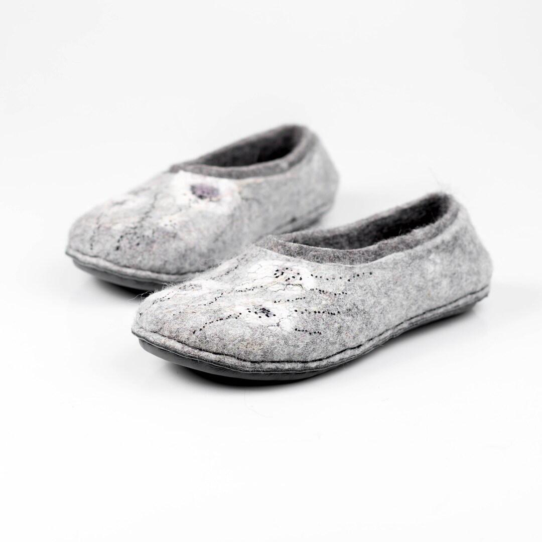Viola Felted Wool Slippers for Women, Floral Slippers, Gift for Her ...