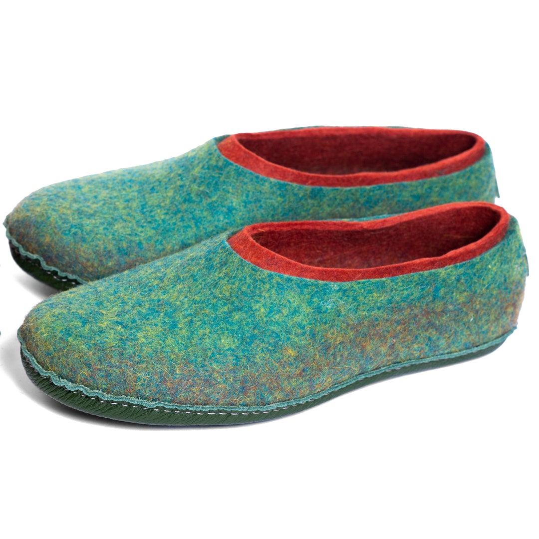 Handmade Customizable Two-layer Felted Wool Slippers for Men ...