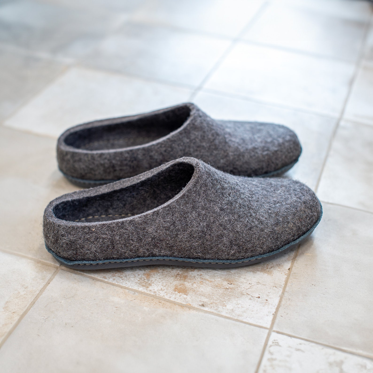 Handmade Felted Wool Clogs: Men's Barefoot Slippers, Leather or Rubber ...