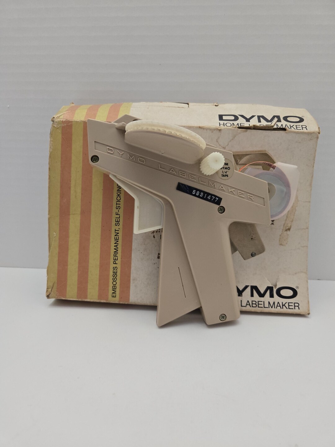 Vintage DYMO Home Label Maker – 1970s Embossing Labeler With Box - Etsy