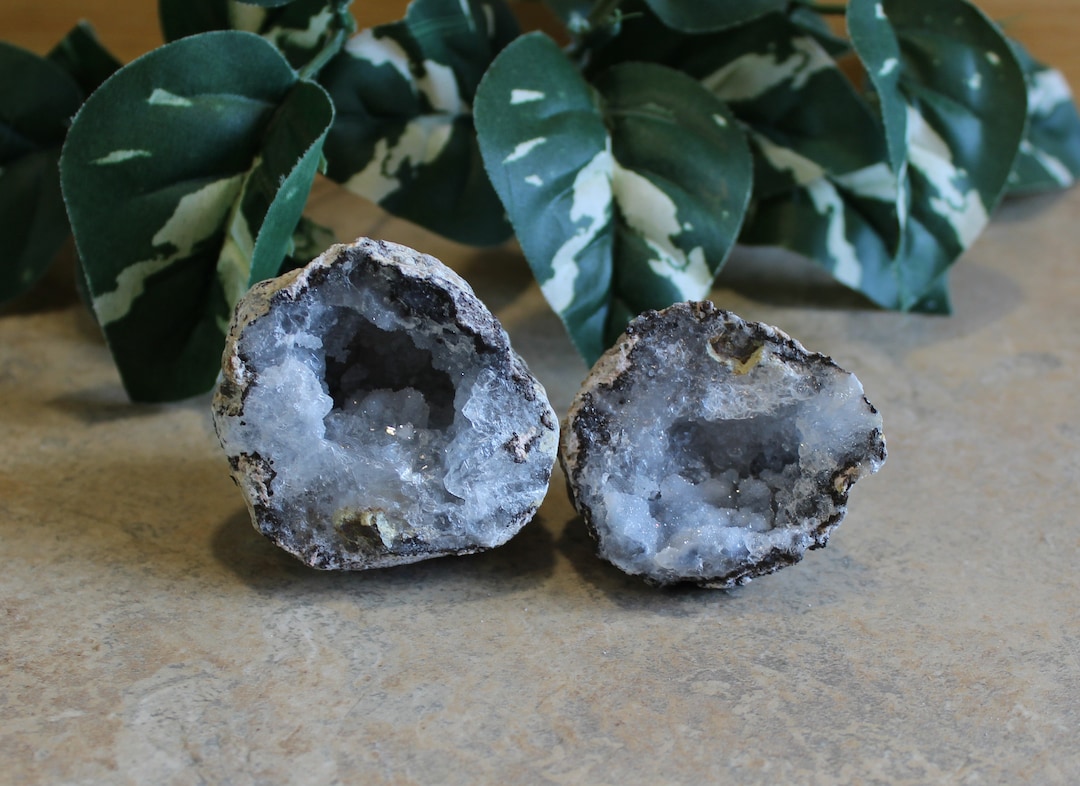 Split Geode Cracked Geodes Gifts for Home New Age Crystals Birthday ...