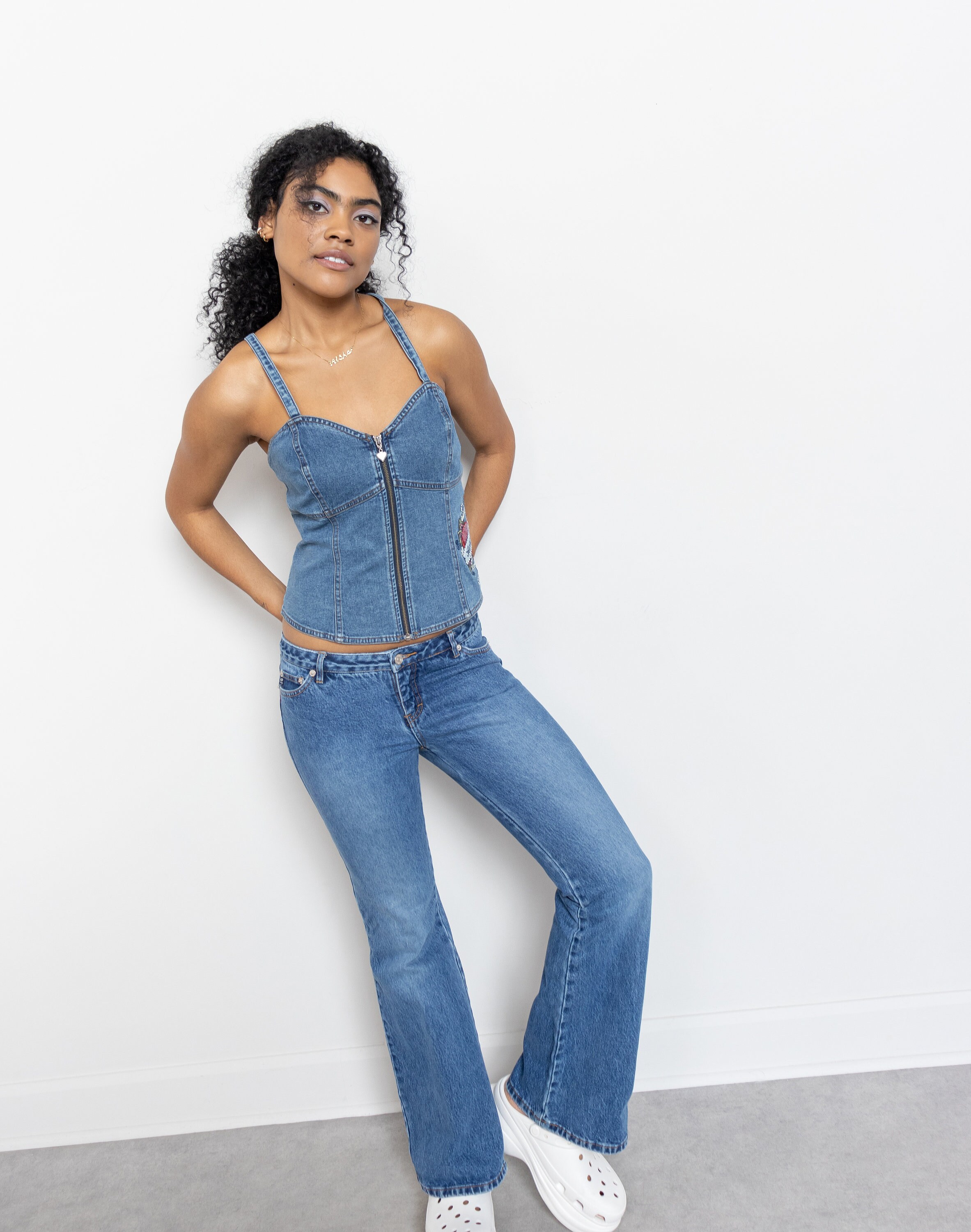 SUPER LOW RISE Y2K Flares Bell Bottoms 2000's Jeans / 38.5 Inch Hips ...