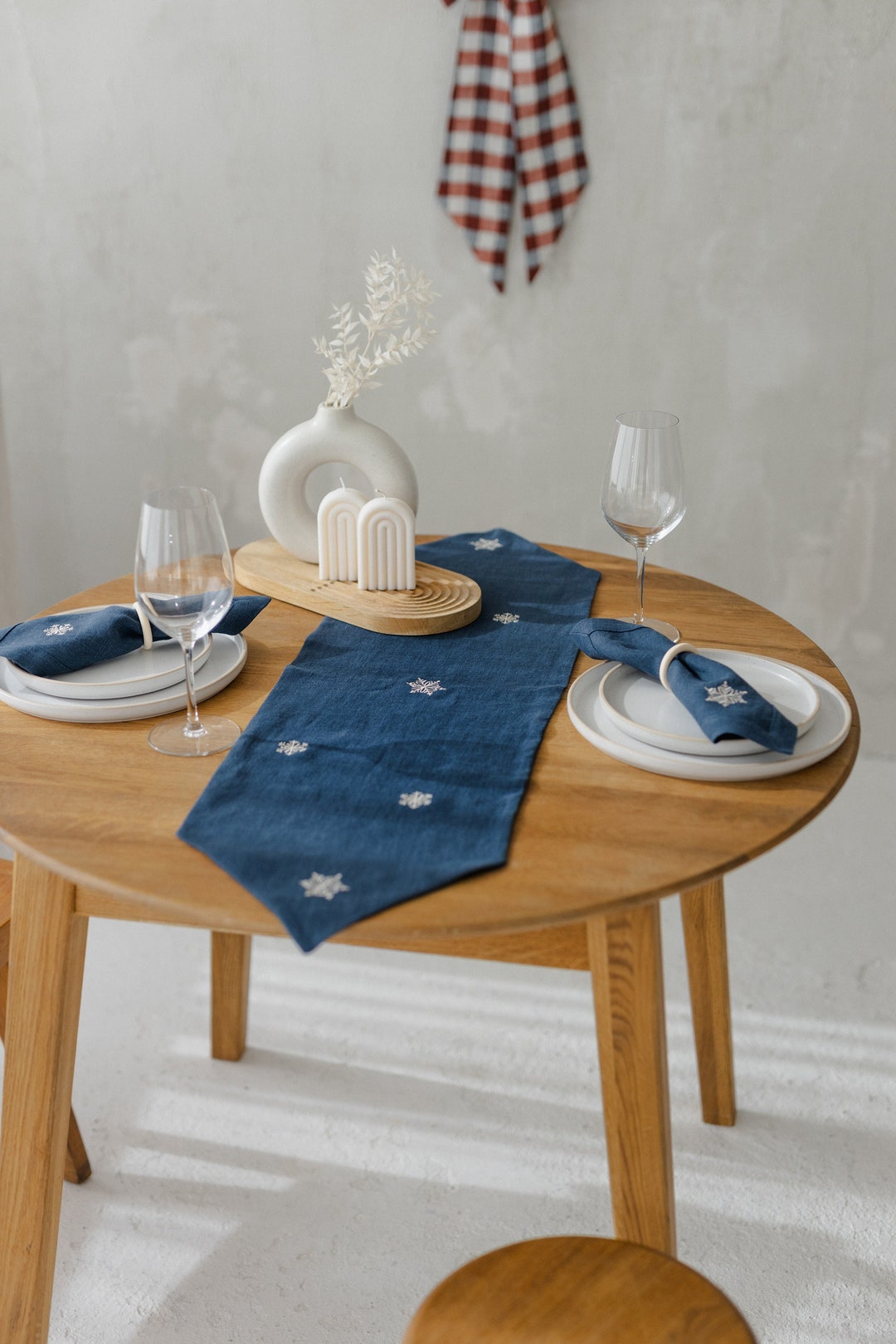 Blue Winter Theme Table Runner With Snowflakes, Embroidered Linen Sheet ...