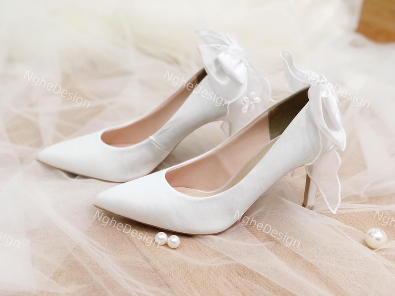 Satin Wedding Shoes With Bow at the Back of the Heel. Simple Wedding ...