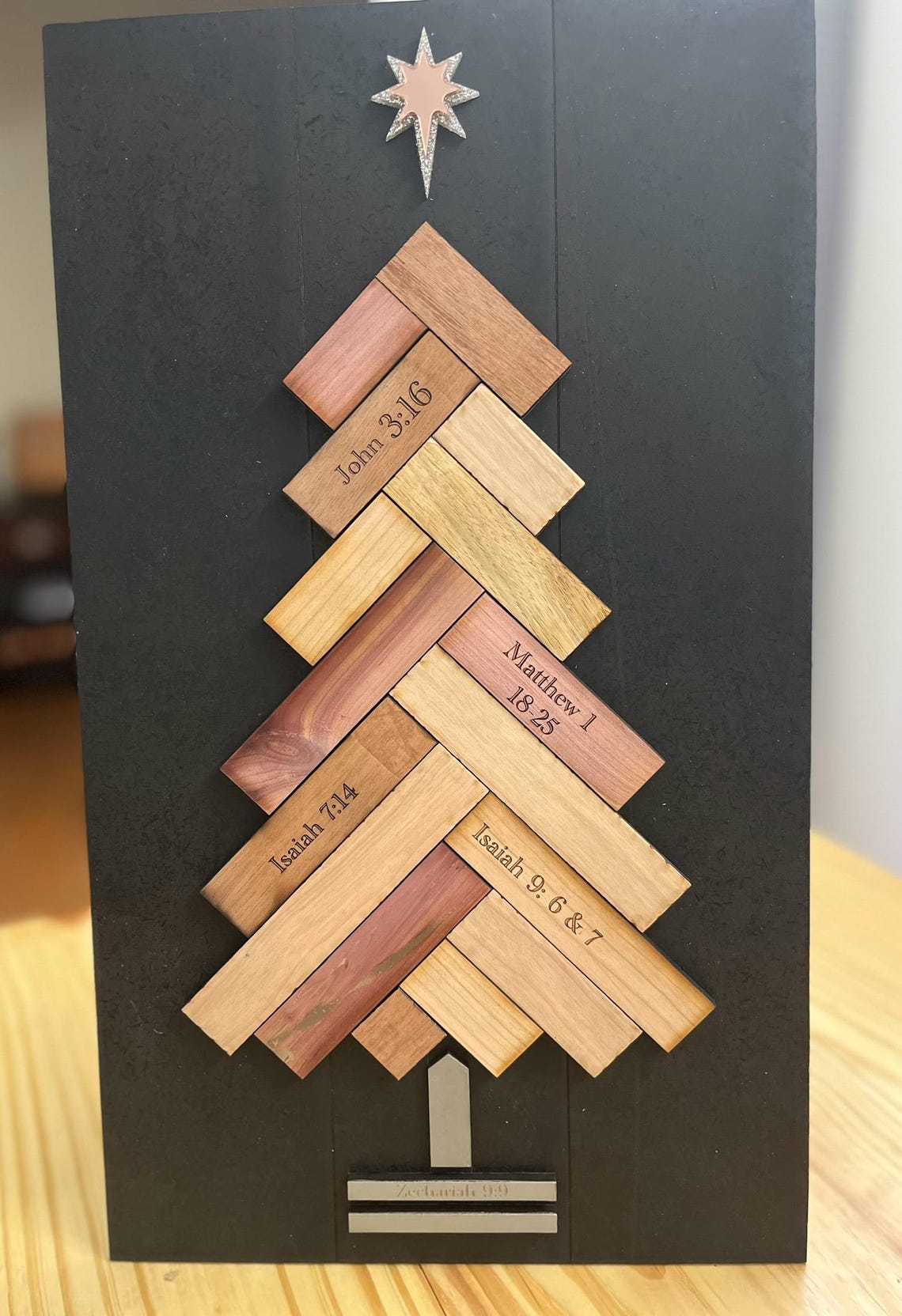 Wood Pallet Herringbone Christmas Tree - Etsy