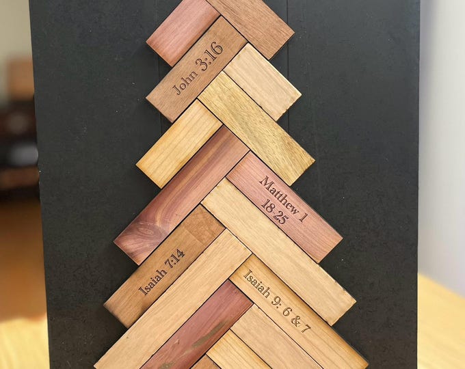 Wood Pallet Herringbone Christmas Tree - Etsy