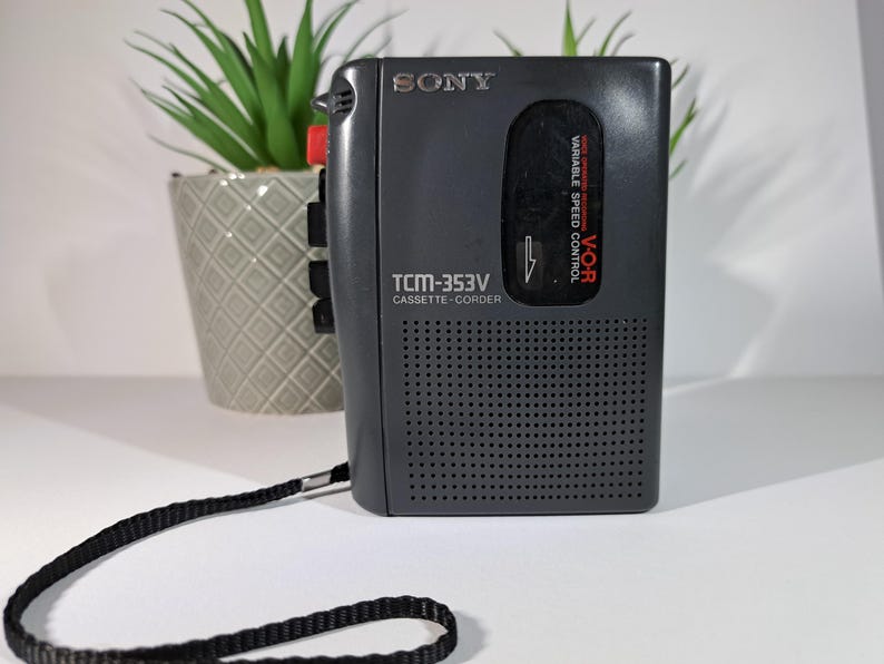 Classic 80s Sony Walkman Vintage TCM 353V Cassette Player & Voice ...