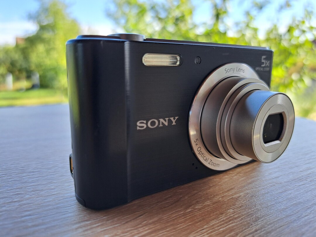 Sony Cyber-shot DSC-W800 20.1MP Compact Digital Camera With 5x Zoom ...