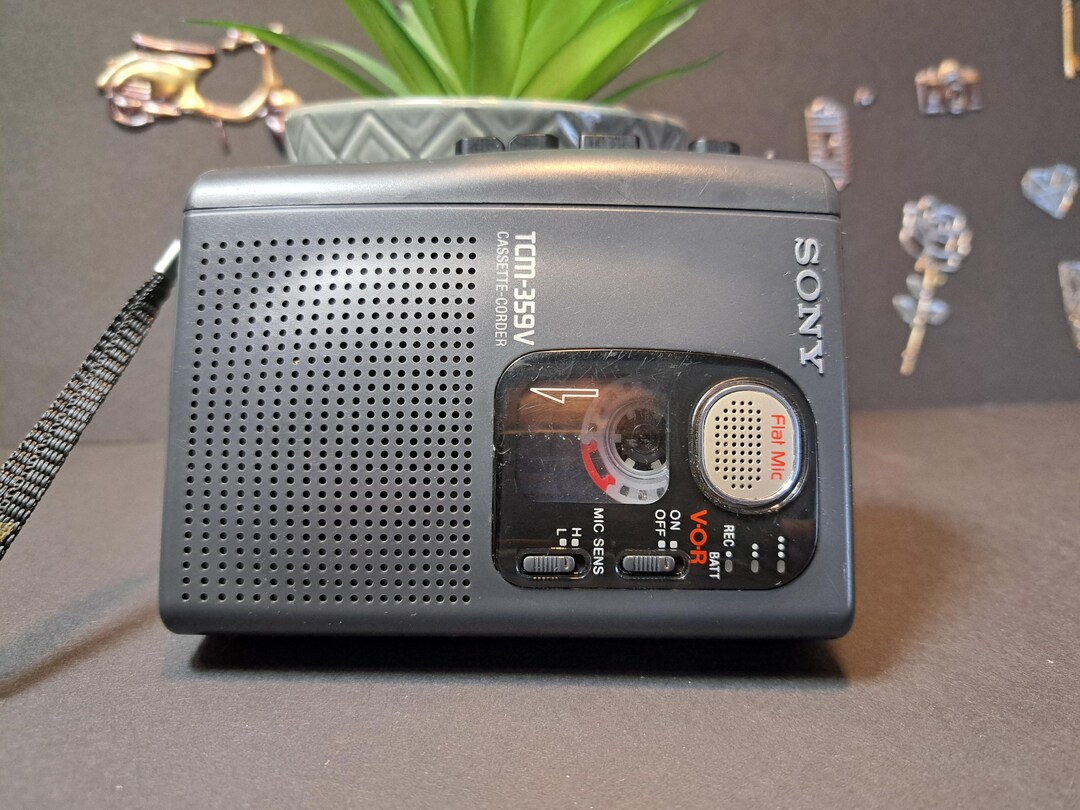 Vintage Sony Walkman TCM 359V: Retro Cassette Player & Voice Recorder ...