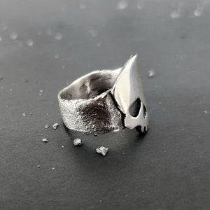 REQUIEM Ring - Etsy