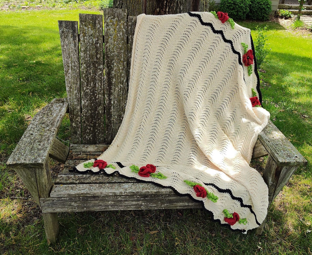 HANDMADE Field of Poppies Afghan Throw Cream and Red Floral - Etsy