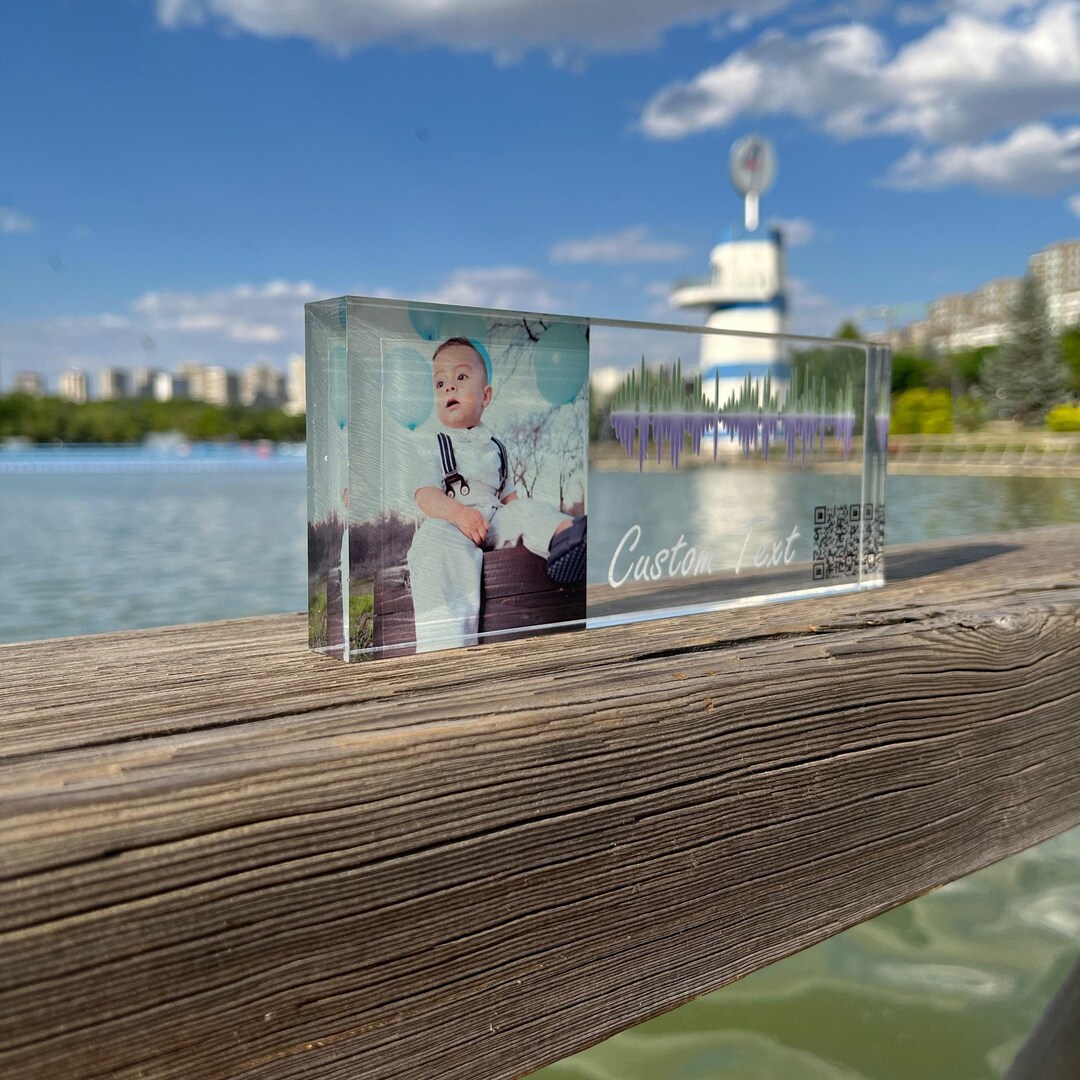 Soundwave Art QR Code, Song Plaque, Sound Wave With QR Code ...