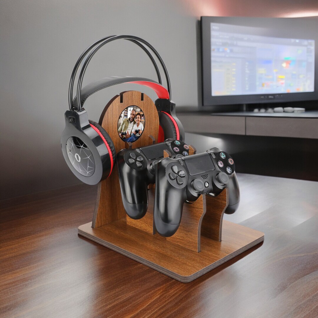 Personalized Wooden Headphone & Controller Stand: Gamer Gift - Etsy