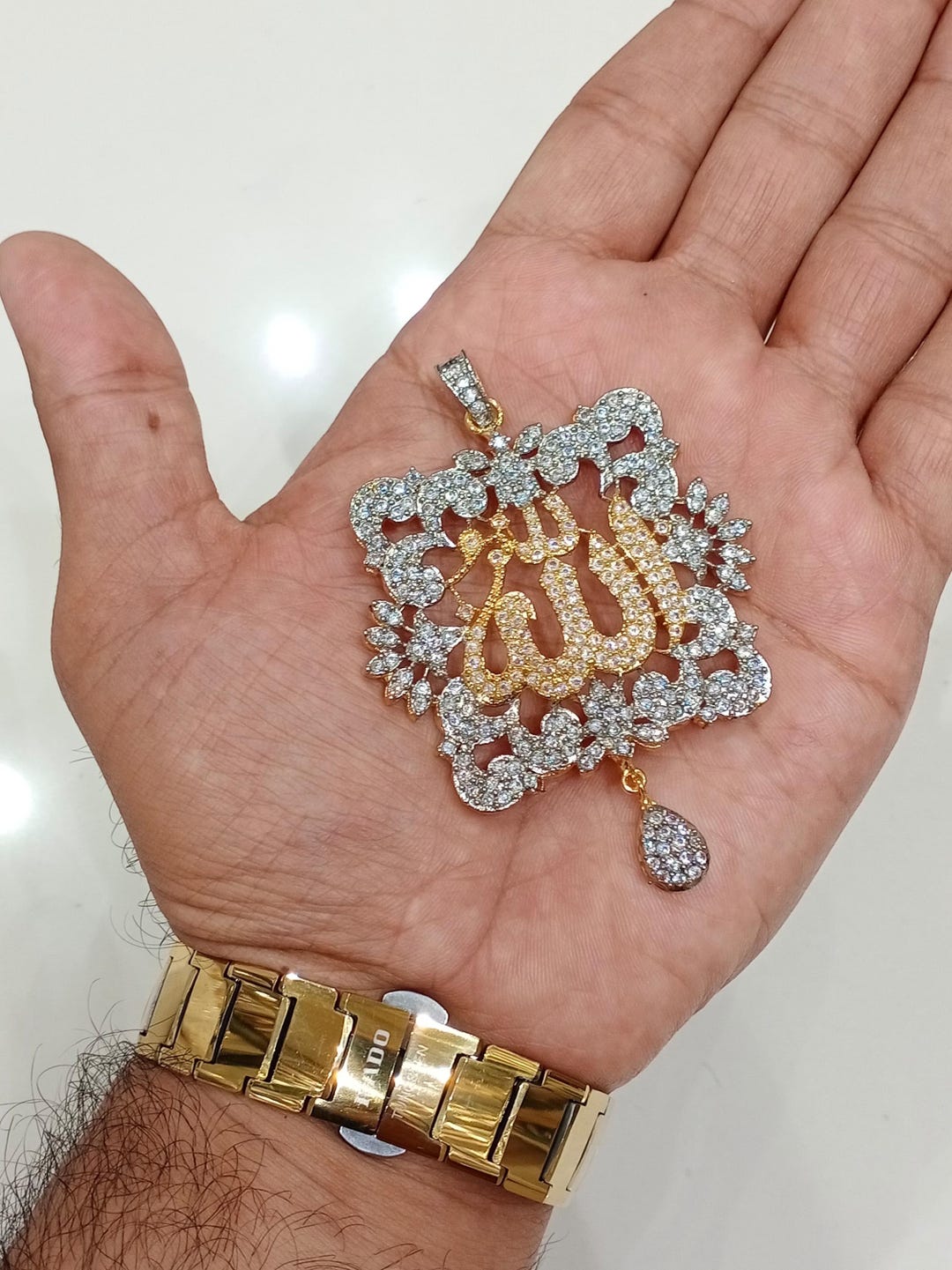 Premium Quality Zarcon Pendant - Etsy