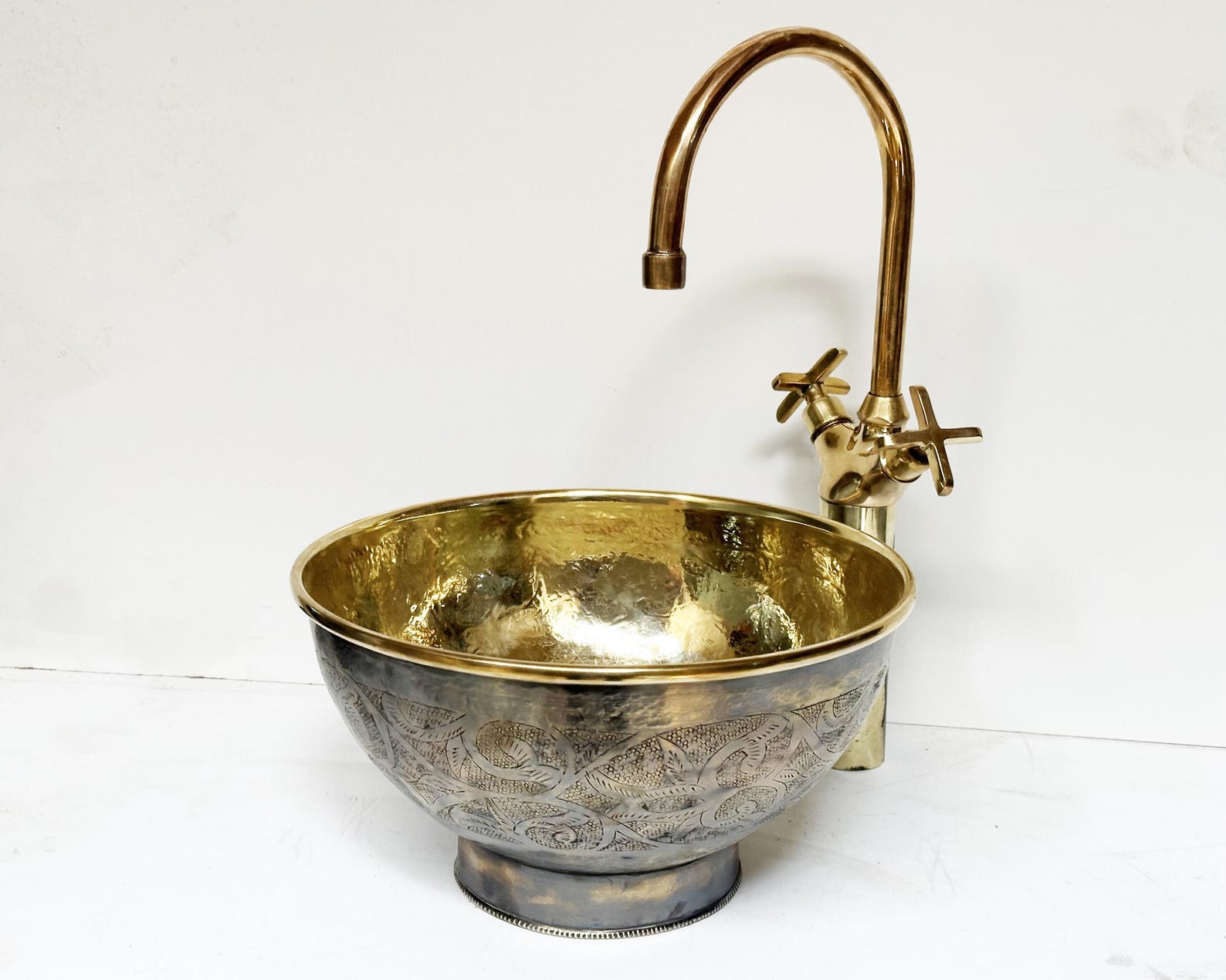 Engraved Brass Bathroom Vessel Sink, Round Aged Brass Vessel Sink ...