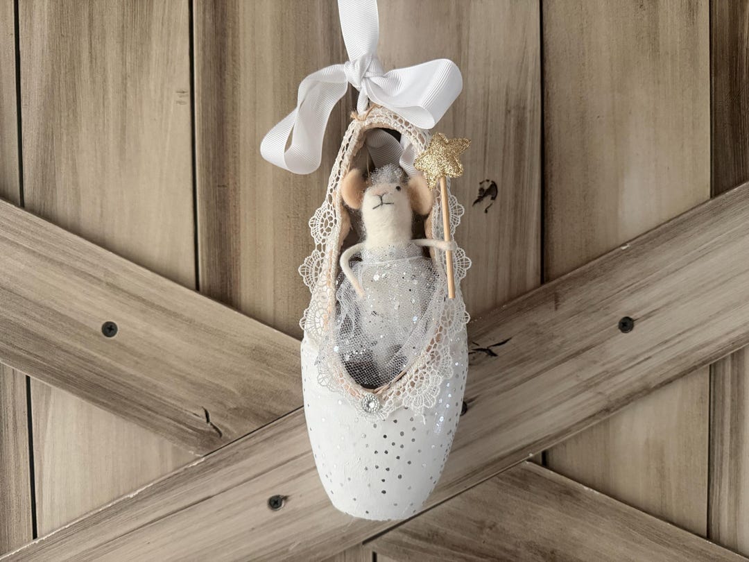 Upcycled Ballet Pointe Shoe-nutcracker Mice Scene Handmade Keepsake - Etsy