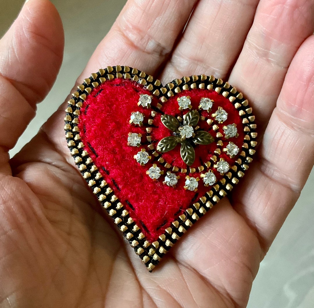 Red Wool Felt and Zipper Heart Brooch - Etsy