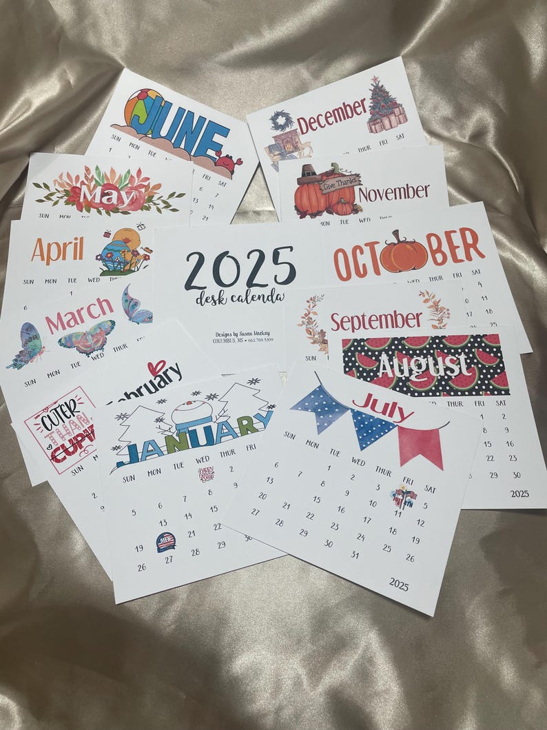 2025 Desk Calendar - Etsy