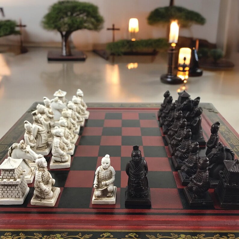 Vintage Oriental Warriors Chess Set, Handcrafted Resin Chess Pieces ...
