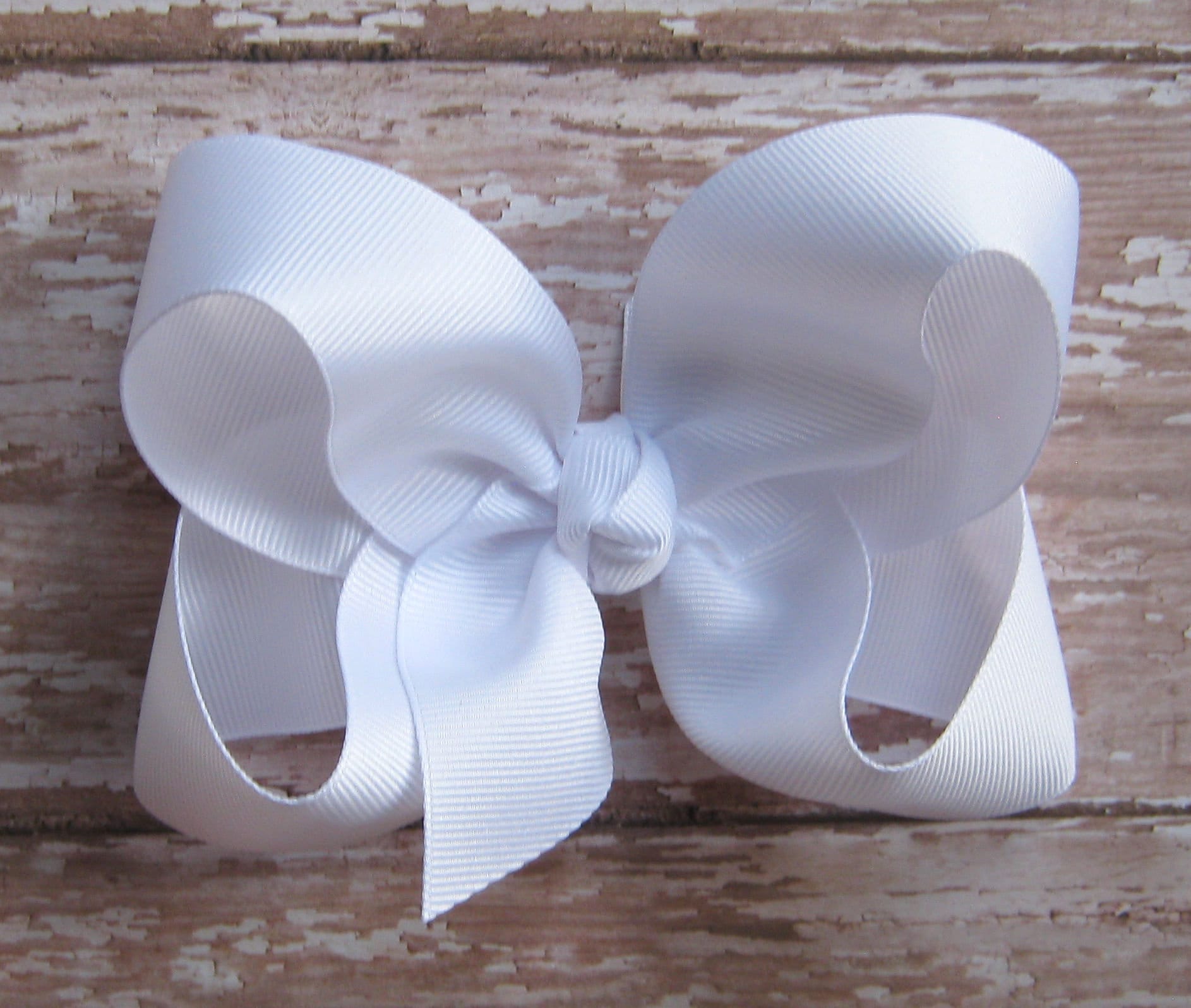 Medium 4 Inch Loopy Boutique Style Grosgrain Hair Bow in White | Etsy