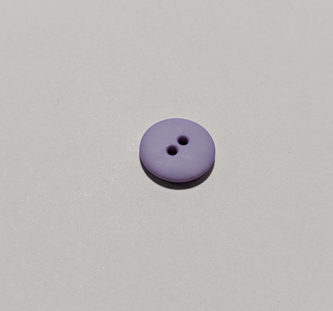 Lavender Round 2 Hole Plastic Button - 15mm / 5/8 Inch - Dill Buttons ...