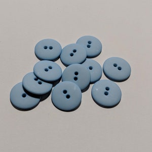 Light Blue Round 2 Hole Plastic Button - 20mm / 3/4 Inch - Dill Buttons ...